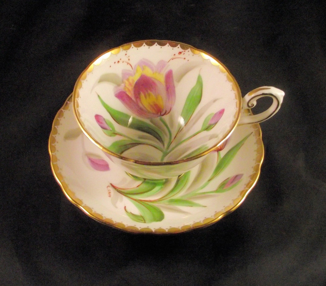 Vintage Tuscan Bone China Floral Pattern C9028 Cup and Saucer With Gold ...