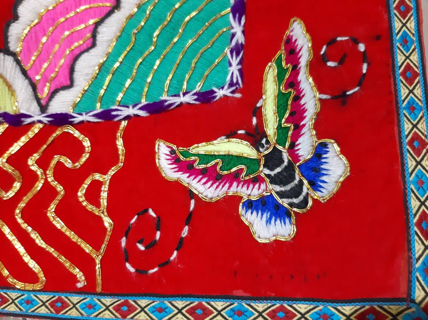 Vintage Buddhist Altar Table Cloth. Peranakan Tokwi. Couched Embriodery ...