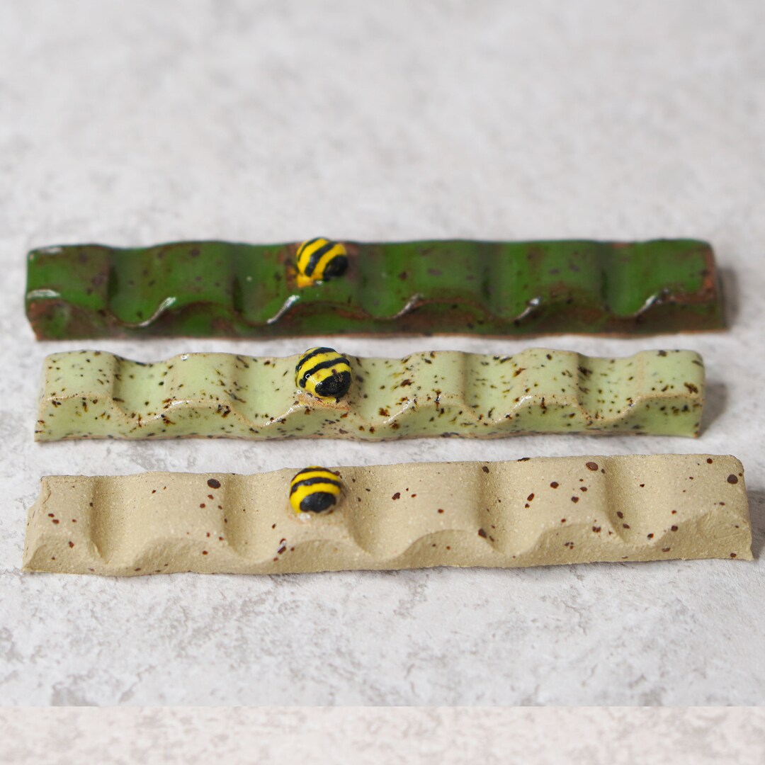 Paint Brush Rest for Artists, Painters, Hobbyists With Bee, Paint ...