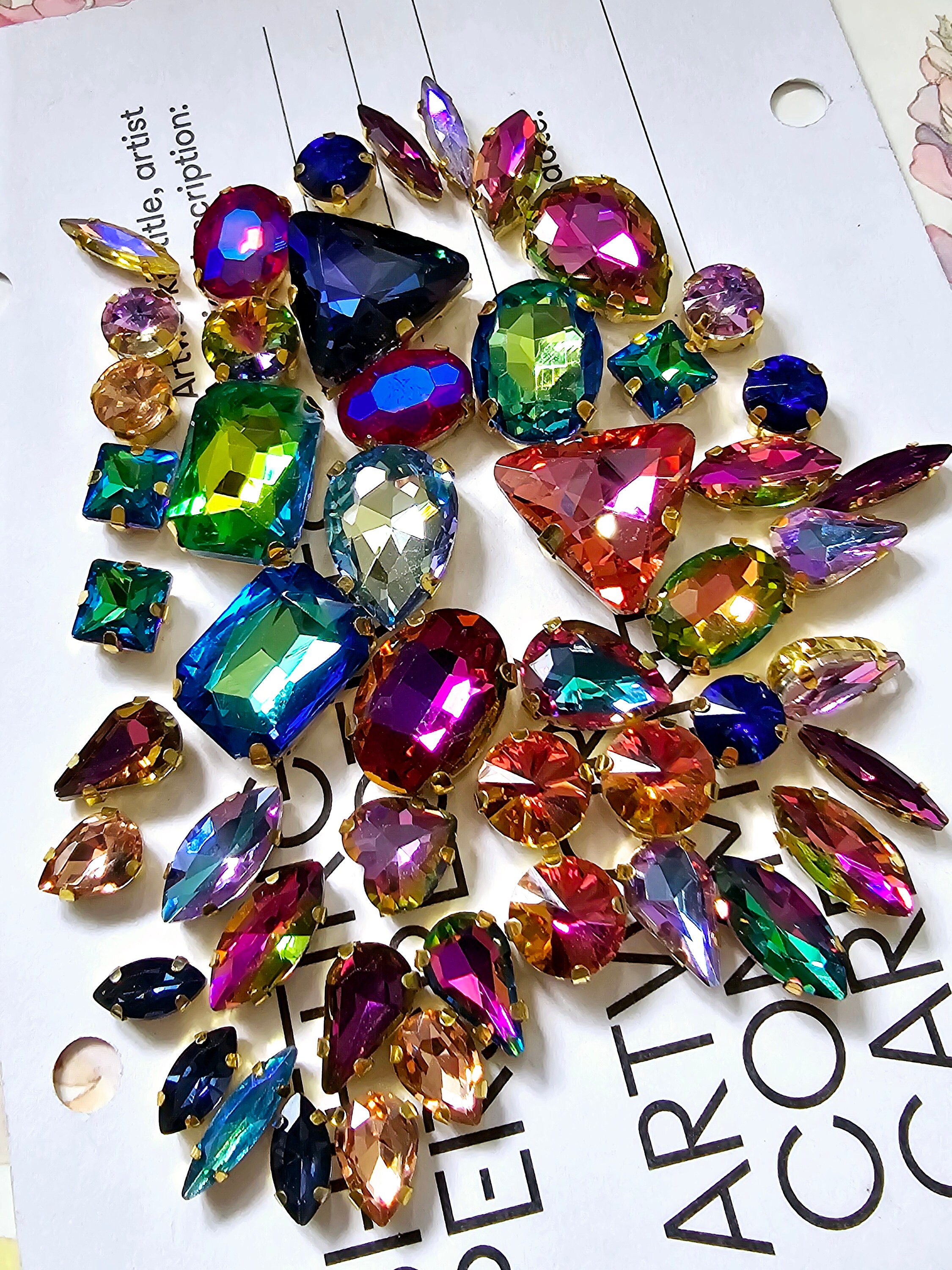 50 Mixed Multicoloured Colours Set Sew on Crystals Glass Diamante Gold ...