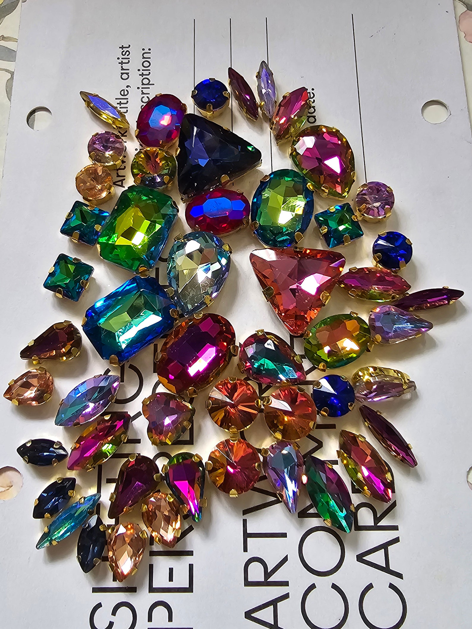 50 Mixed Multicoloured Colours Set Sew on Crystals Glass Diamante Gold ...