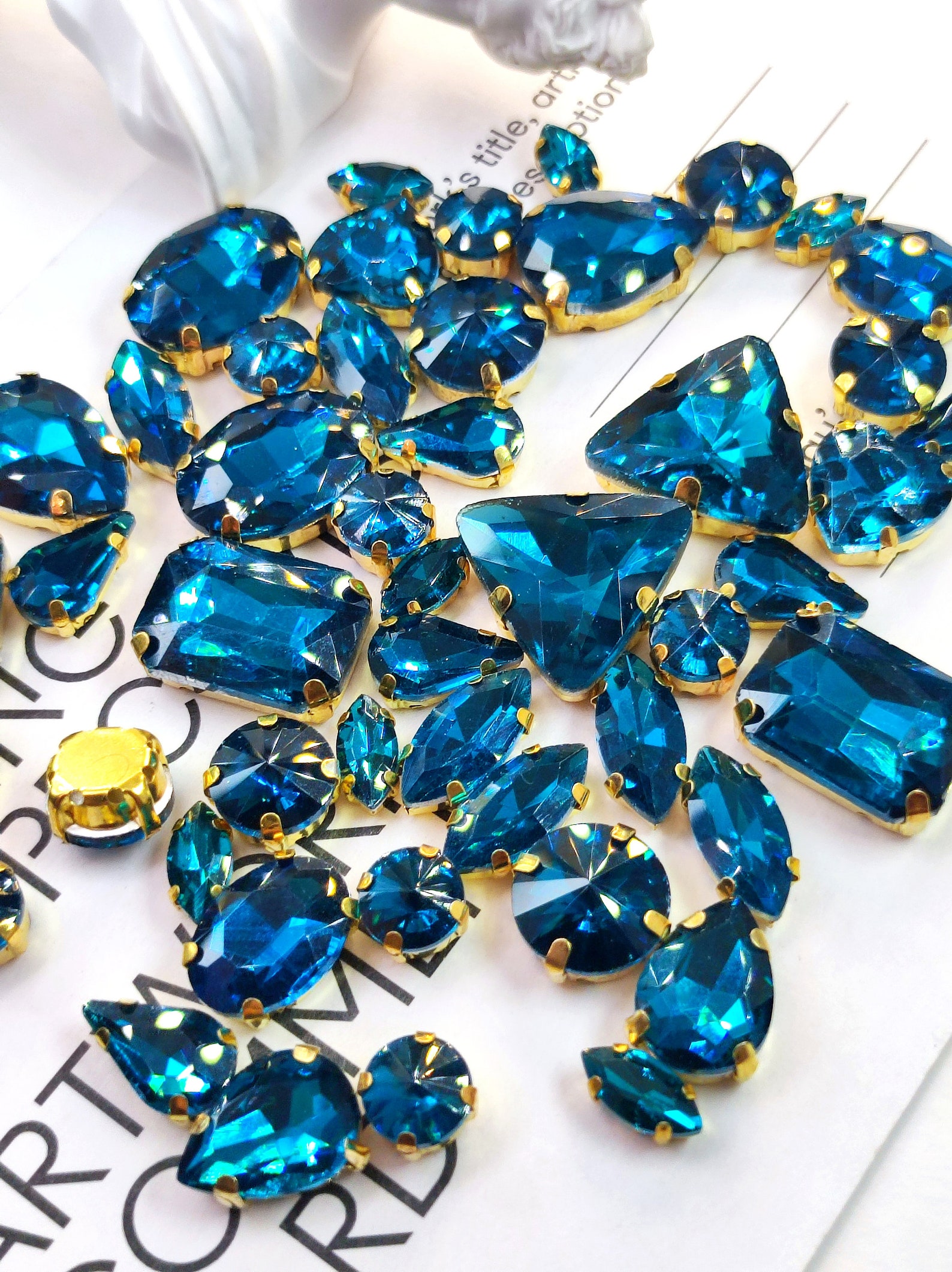 50pcs Mixed Sew on Crystals Glass Gold Claw Set Rhinestones Gems Blue ...