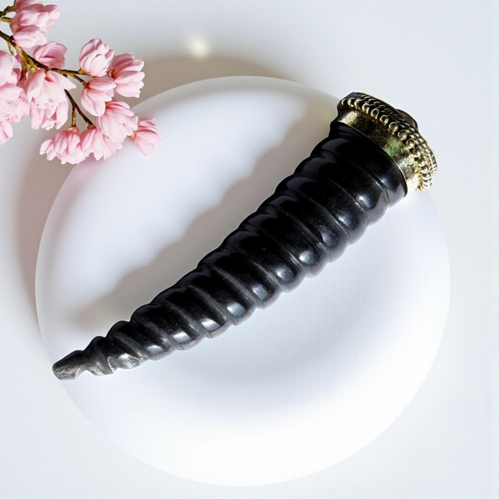 Black Resin Twisted Tooth Pendant / Boho Ethnic Tribal Horn / Tooth ...
