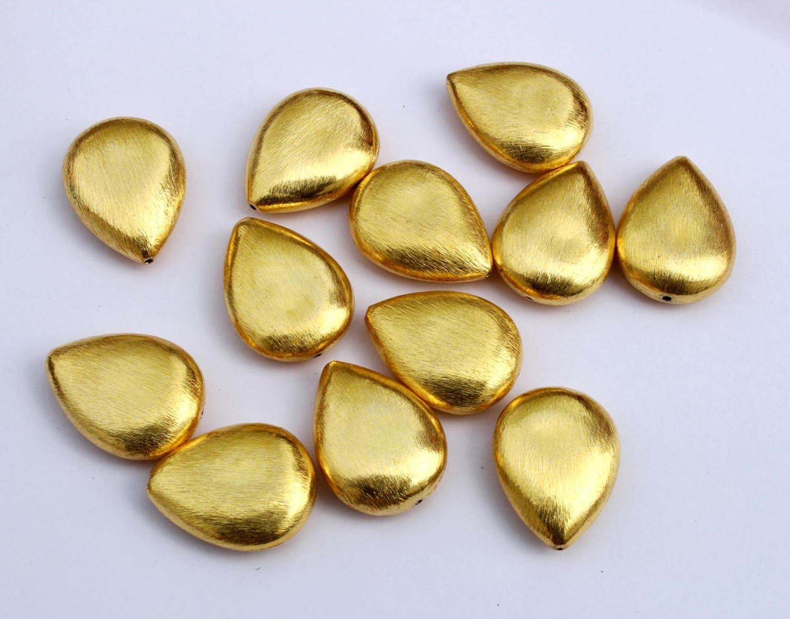 1 Pair Gold Plated Brass Pear Brushed Beads Gold Beads 32x25mm Pear ...