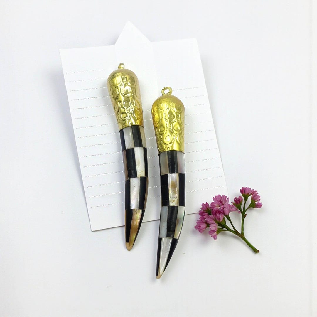 Black & White Mother of Pearl Inlay Tooth Pendant | Buffalo Horn Fang ...