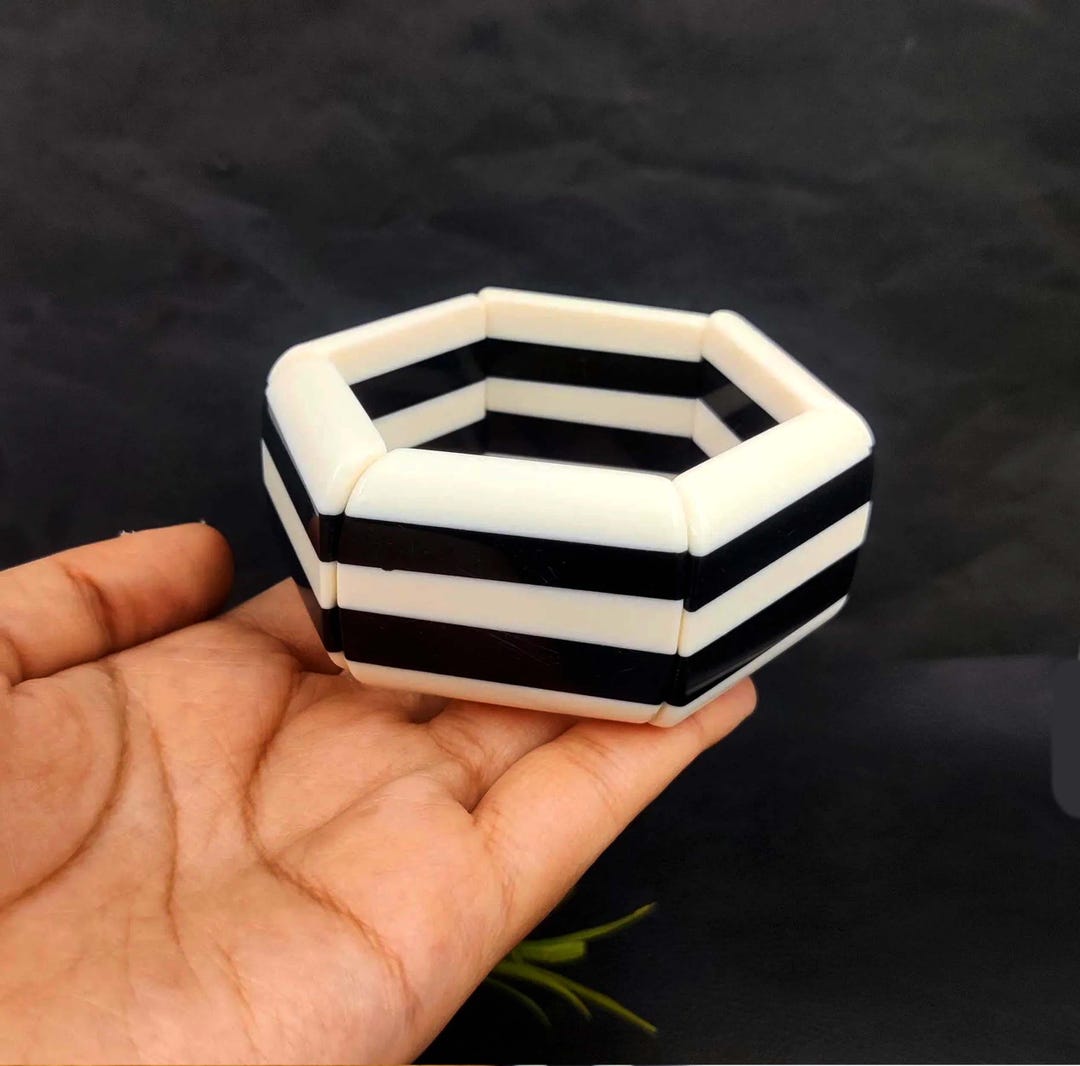Black & White Striped Design Resin Stretchable Bracelet Handmade ...
