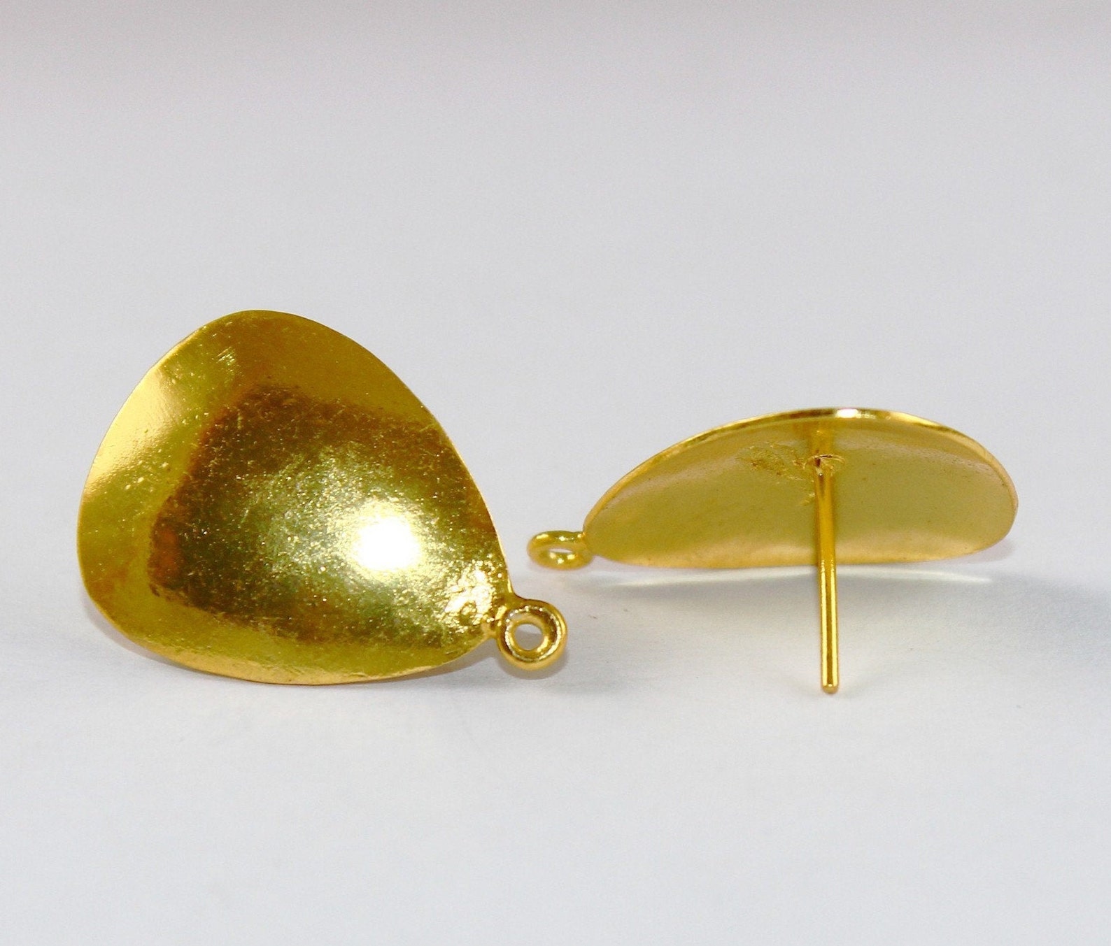 1 Pair Gold & Silver Plated Stud Ear Post / Pear and Triangle Shape Ear ...