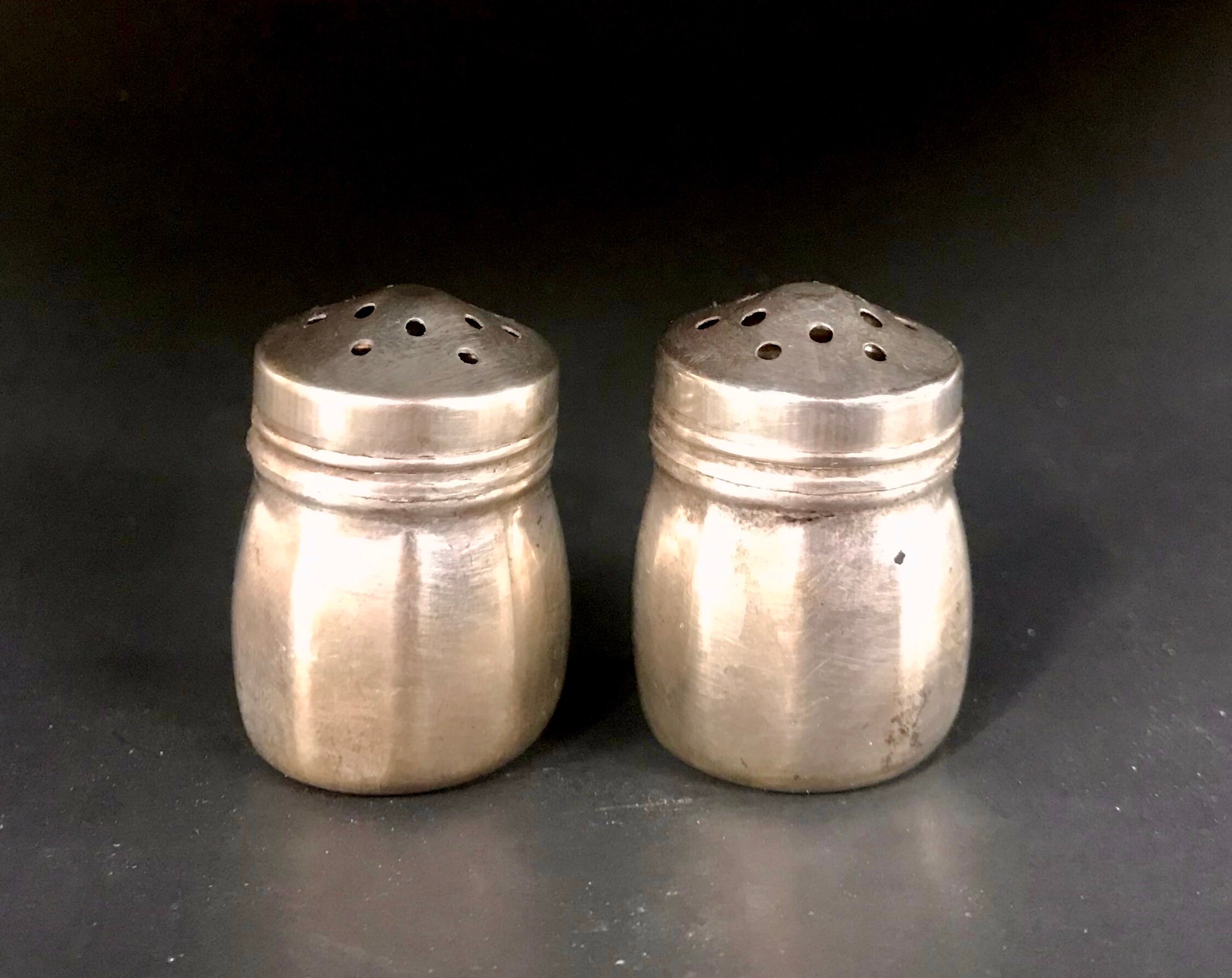 Salt & Pepper Shakers silver pepper shaker retro salt shaker salt ...