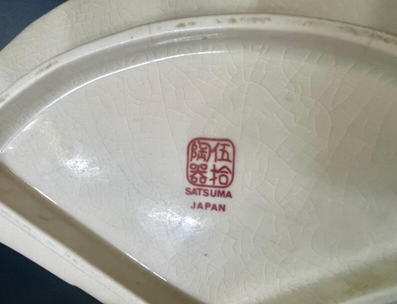 Vintage Satsuma Fan Dish – Japanese Porcelain With Peacocks ...