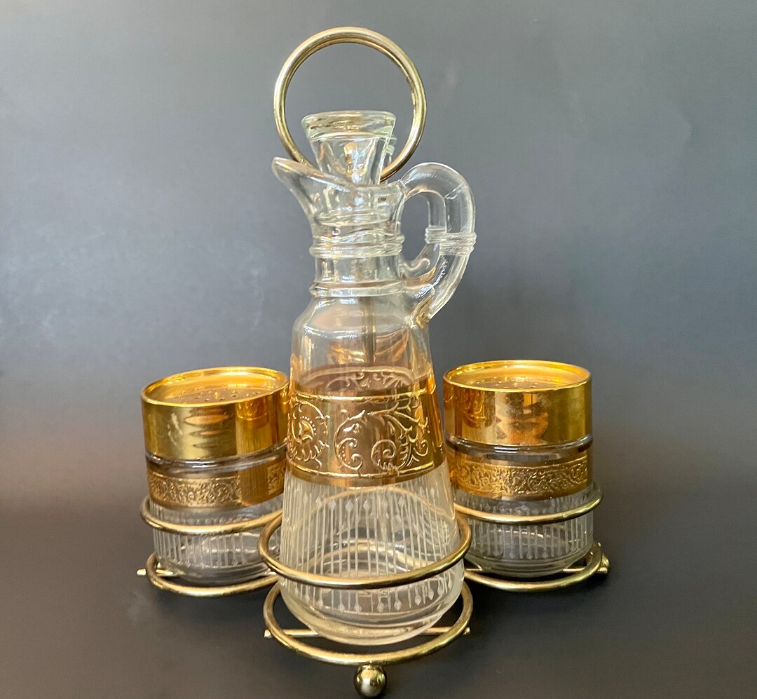 Vintage Starlyte Cruet Set With 22K Gold Scrolls & Embossed Lines 5 ...