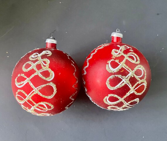 Pair Of Red Holiday Balls