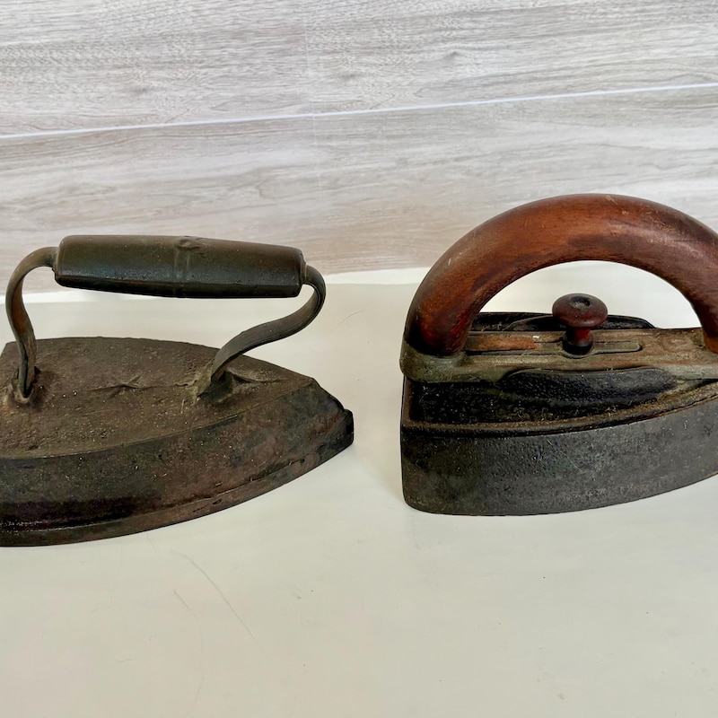Antique Cast Iron Irons - Etsy