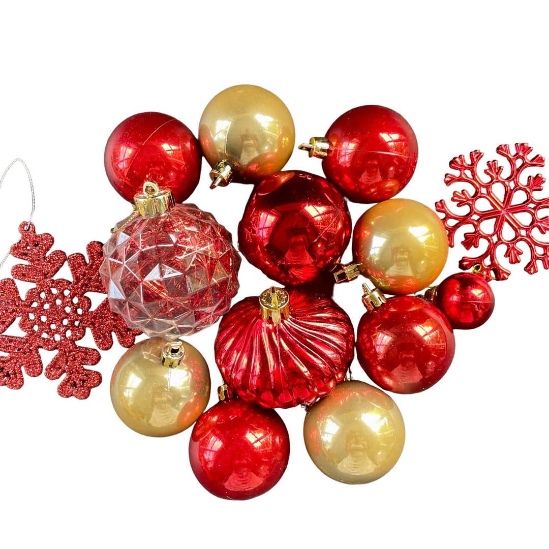 Vintage Red & Gold Christmas Ornaments Lot of 14 Pieces Balls ...