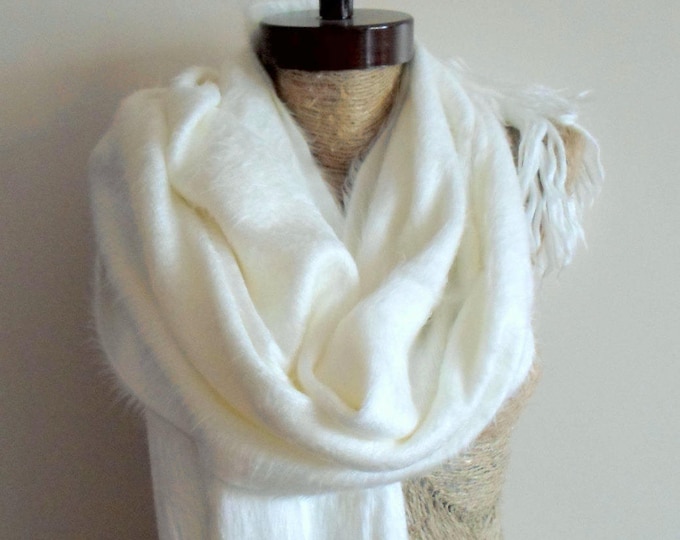 Ivory Wedding Shawl, Spring Bridal Shawl, Bridesmaid Scarf, Bridal ...