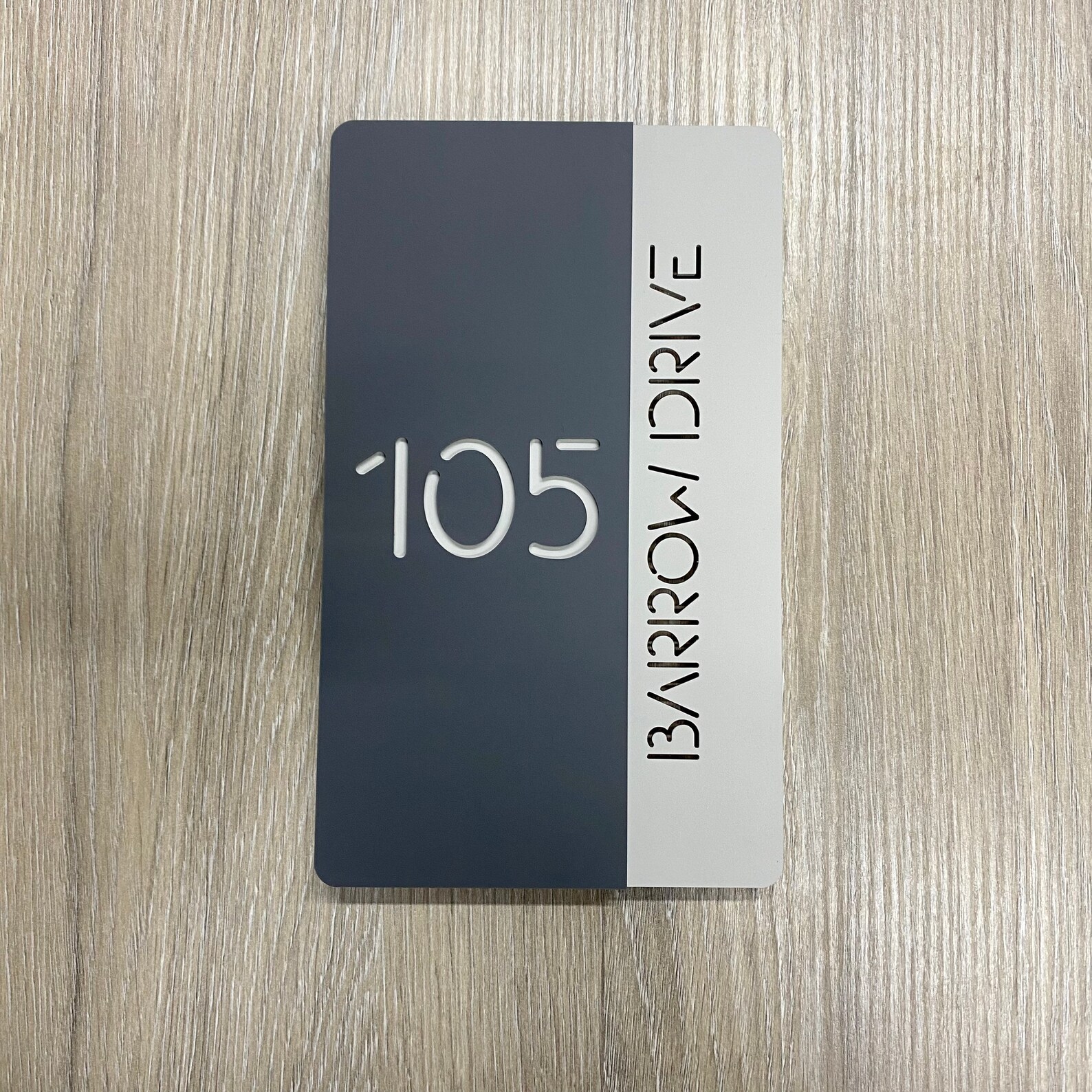 Vertical House Sign With Contrast Band & CONCEALED FIXINGS | House Sign ...
