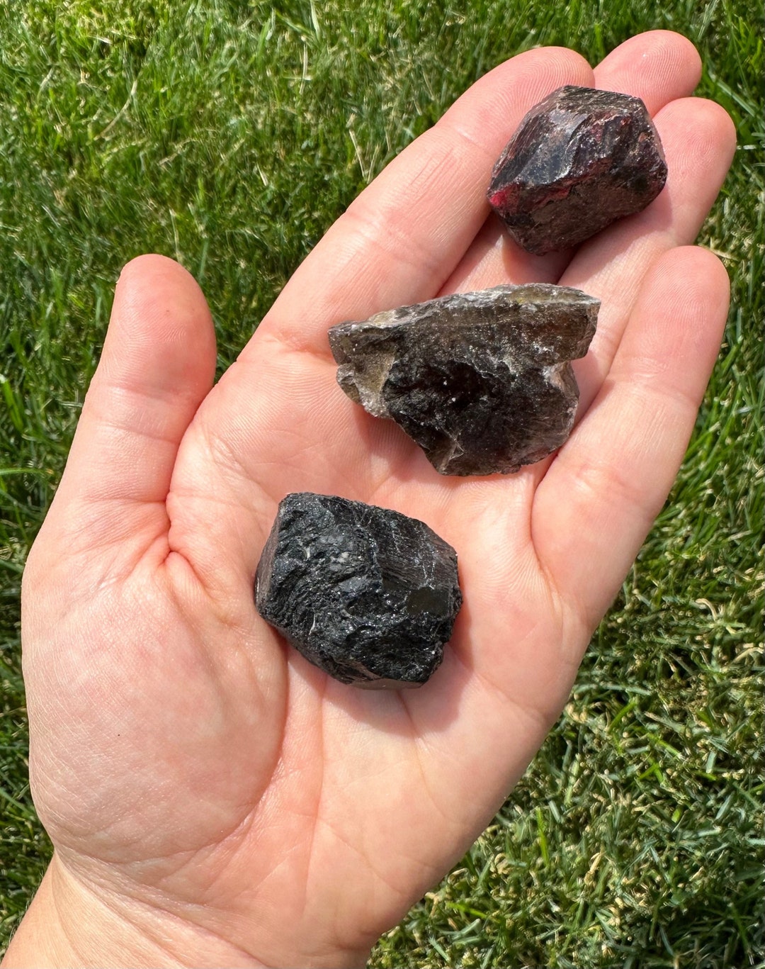 Root Chakra Stone Set - Rough Healing Crystals - Raw Garnet, Black ...