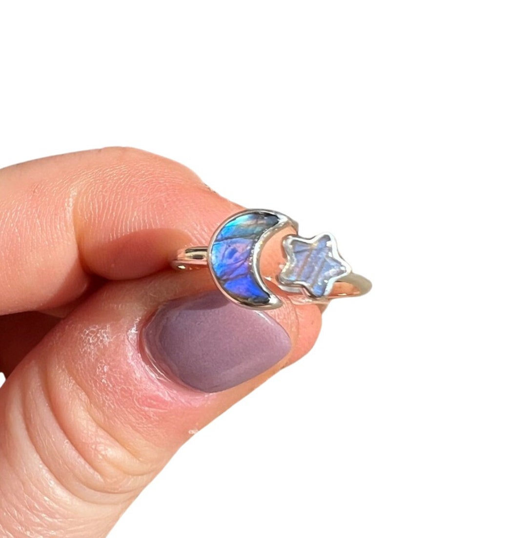 Moon and Star Labradorite Ring - Sterling Silver - Sizes 4 to 10 (US ...