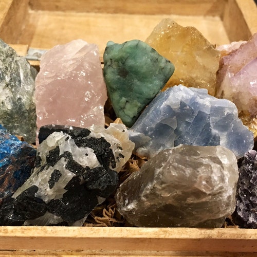 Raw Crystal Set Healing Crystals and Stones Set Chakra - Etsy