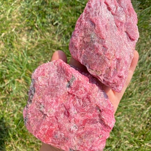 Raw Rhodonite Stone 8 Sizes .5 7 Rough Rhodonite Crystal Pink Rhodonite ...