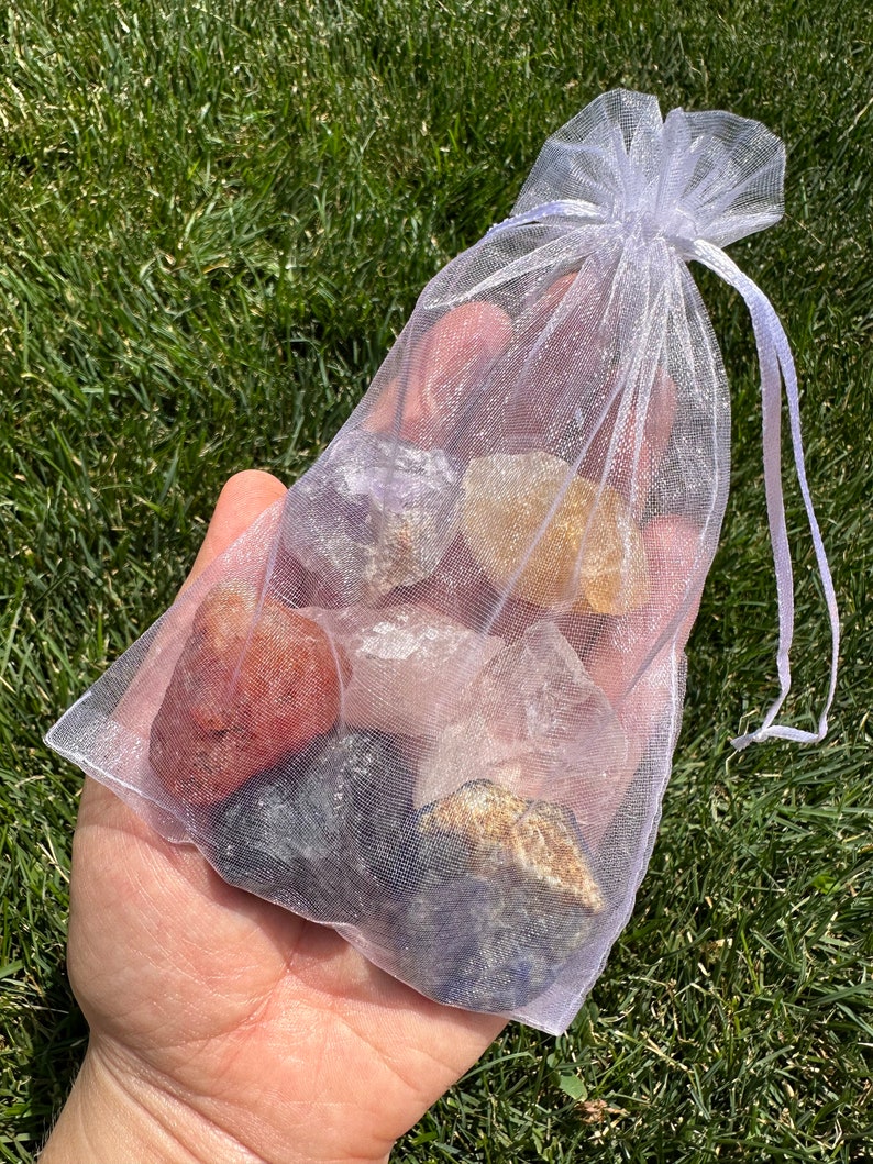 Raw Crystal 7 Chakra Set With Selenite Wand - Raw Crystals - Chakra ...