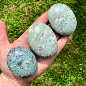 Ruby in Fuchsite Stone - Palm Stones - Ruby Fuchsite Crystal Palmstone ...