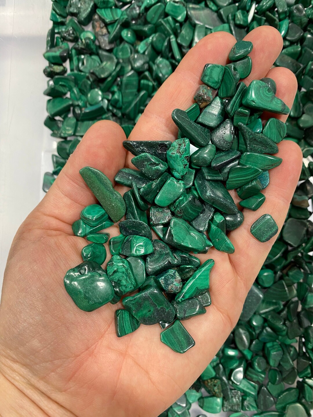 Malachite Crystal Chips 8mm to 12mm (1lb Bag) Natural Malachite Stone ...