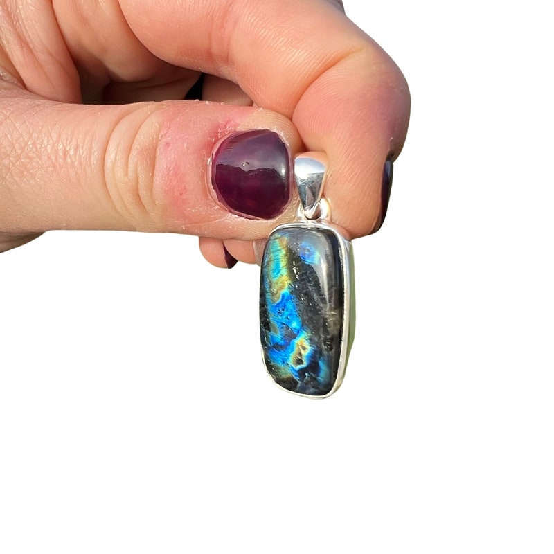 Spectrolite Pendant - Etsy