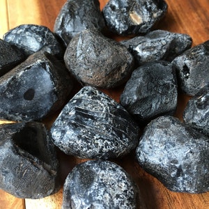 Apache Tears - Volcanic Black Obsidian - Rough Apache Tears - Raw Apache Tears - Crystals ...
