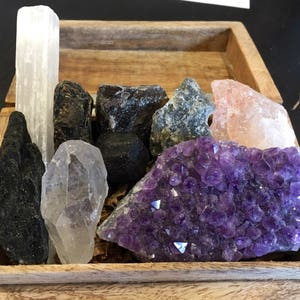 Protection Crystal Set Healing Crystals and Stones Set - Etsy