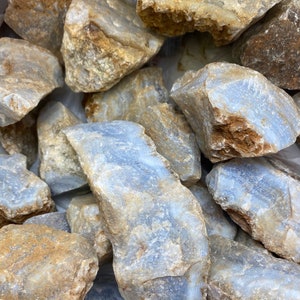 Raw Blue Lace Agate Stone - Rough Blue Lace Agate - Crystals and Stones ...