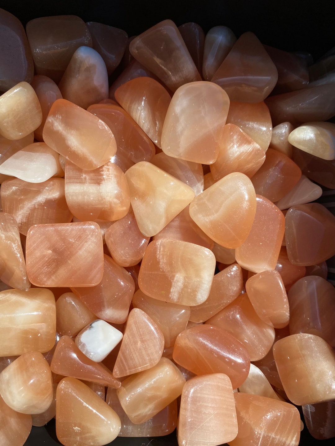 Honey Calcite Tumbled Stone - Multiple Sizes Available - Tumbled Amber ...