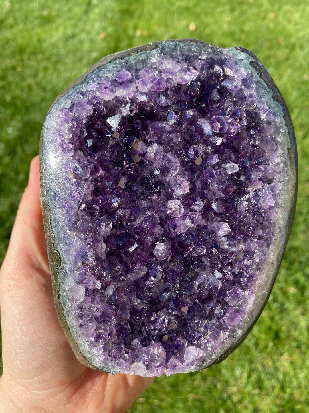 Raw Amethyst Crystal Geode Cluster (standing) - Raw Amethyst Stone ...