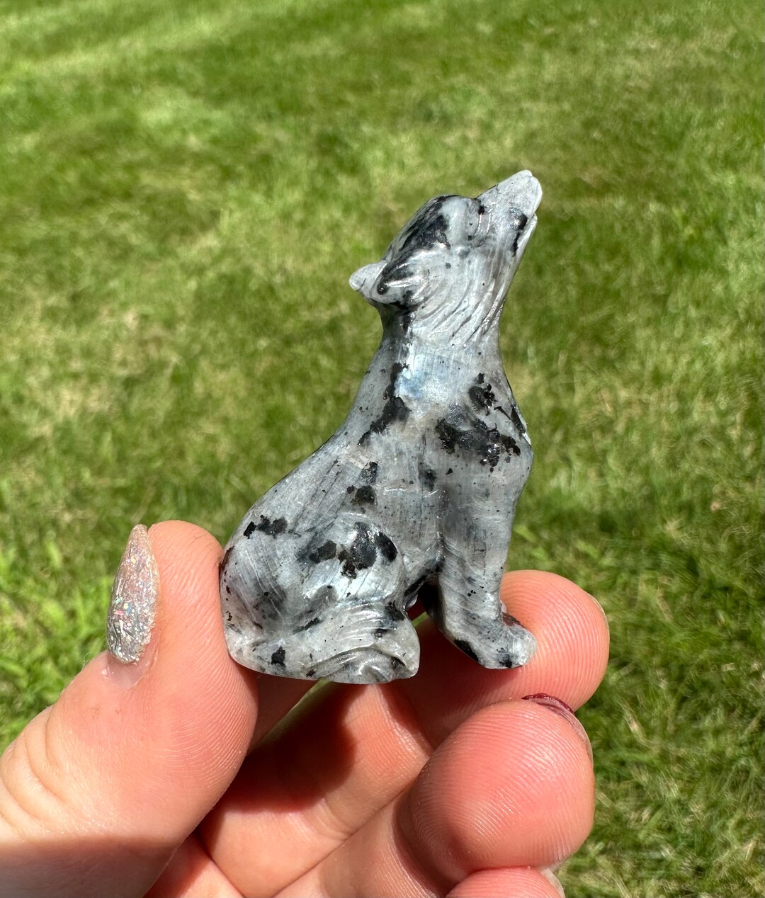Larvikite Wolf Miniature Figurine - Hand Carved Crystal Wolf - Gray ...