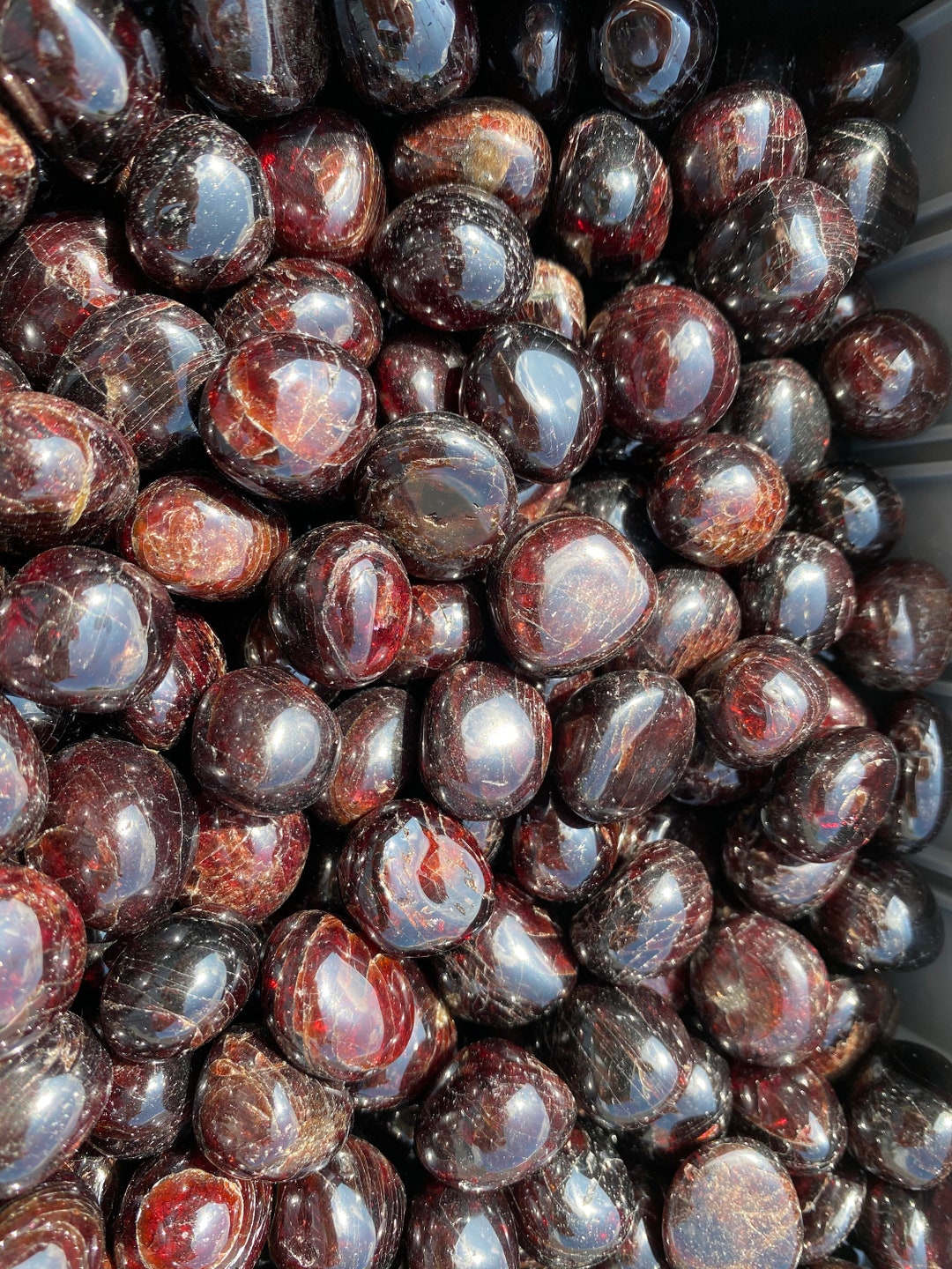 Garnet Tumbled Crystal Tumbled Red Garnet Stone Multiple - Etsy