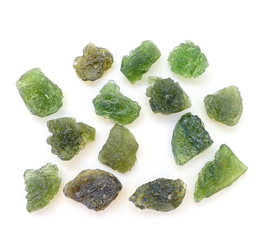 Raw Moldavite Crystal (0g - 10g) - Czech Republic - Raw Moldavite Stone ...