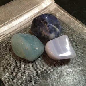 Throat Chakra Stone Set Healing Crystals and Stones - Etsy