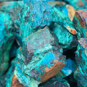 Raw Chrysocolla Stone From Peru - Rough Chrysocolla - Raw Stones ...