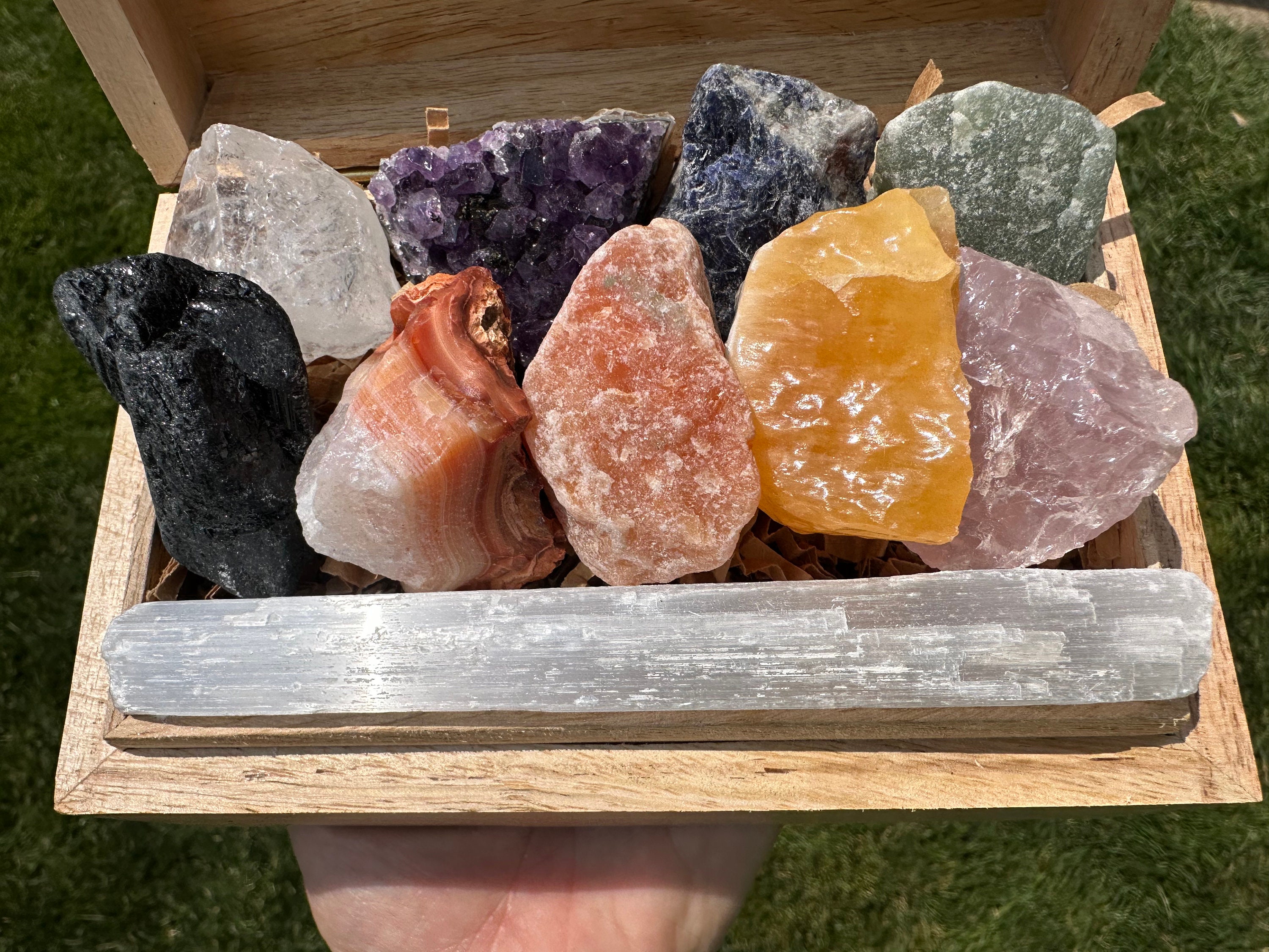 Crystals and Stones Set - Chakra Stones - Raw Crystals and Stones ...