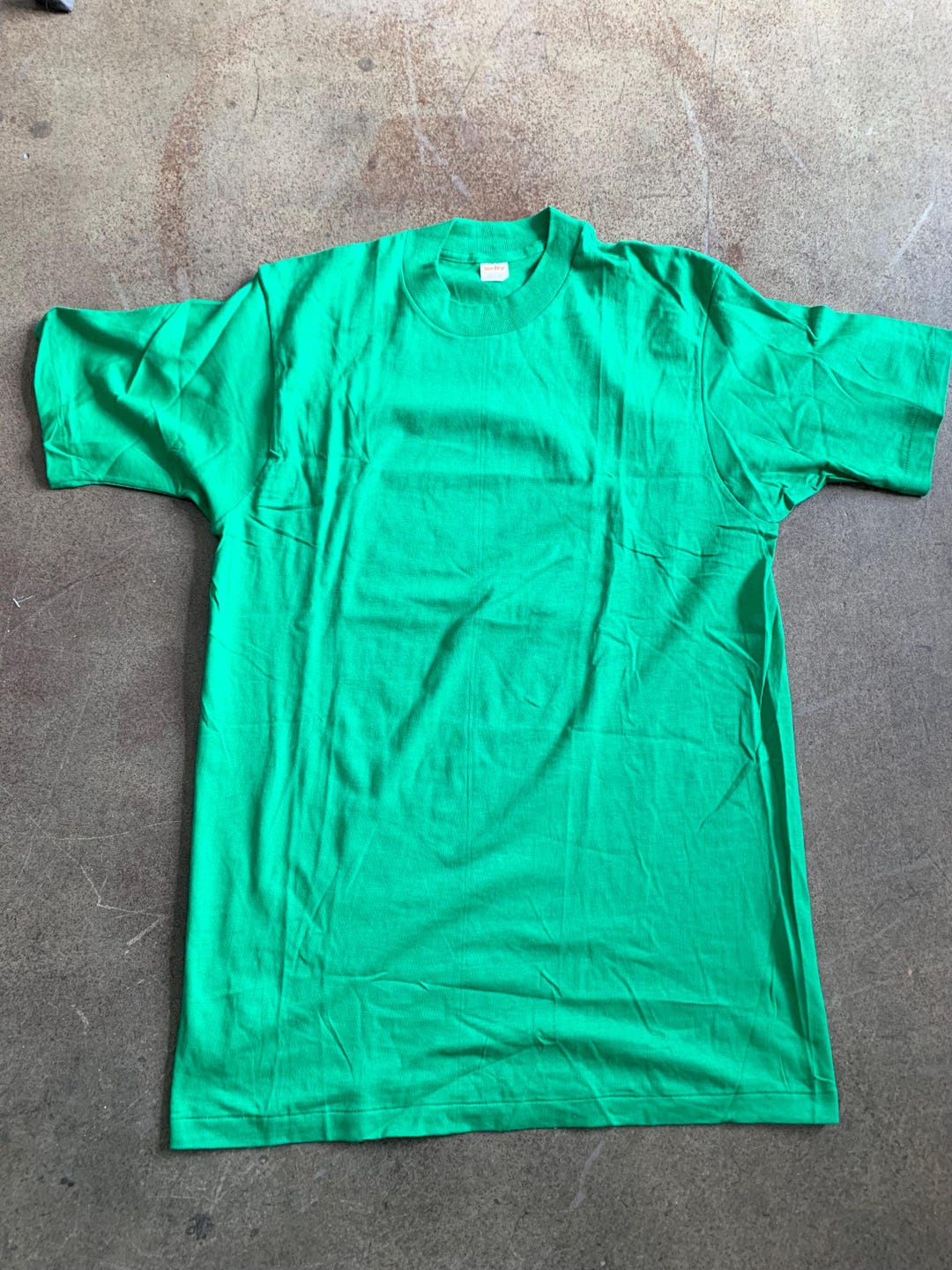 Vintage 70’s Hefty Heavy Weight Plain Blank Kelly Green Cotton T-shirt ...