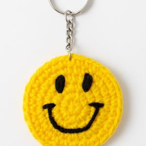 Crochet Smiley Face Keychain: Handmade Yellow Yarn Bag Charm - Etsy