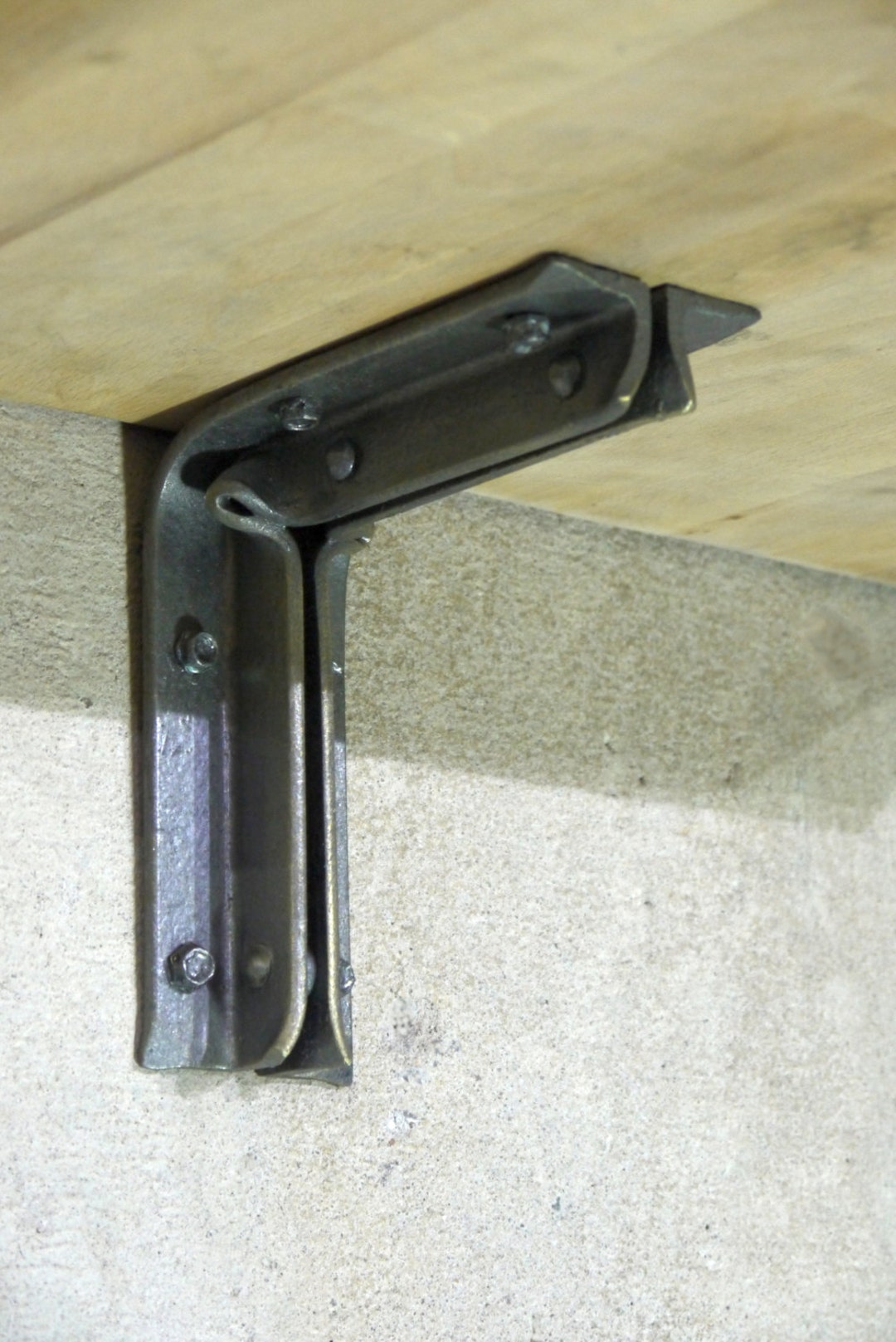 Decorative Metal Hand Forged Shelf Bracket, Mantel Corbel, Steel Shelf ...