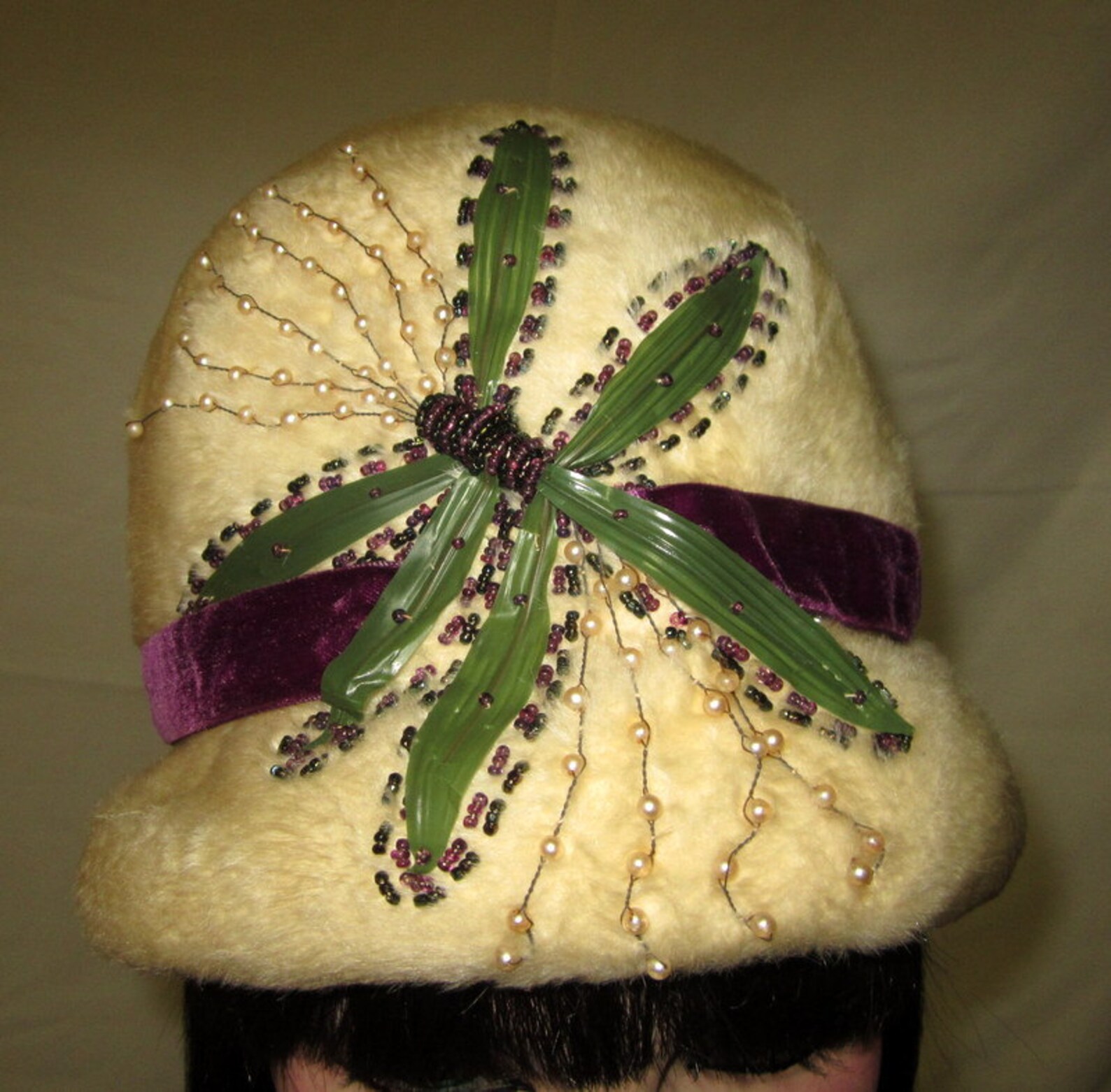 Superb Art Nouveau/art Deco Wintry White Toque/hat With Dragonfly - Etsy