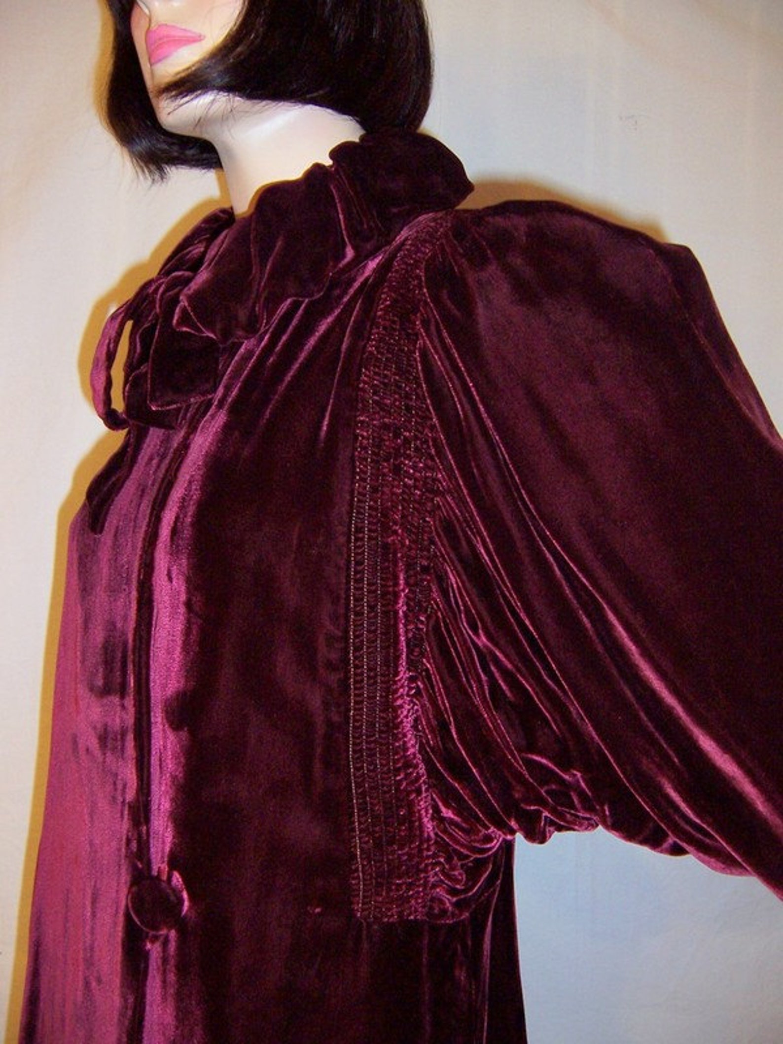 Art Deco Plum Silk Velvet Evening Coat by "miller & Rhoads Richmond, Va ...