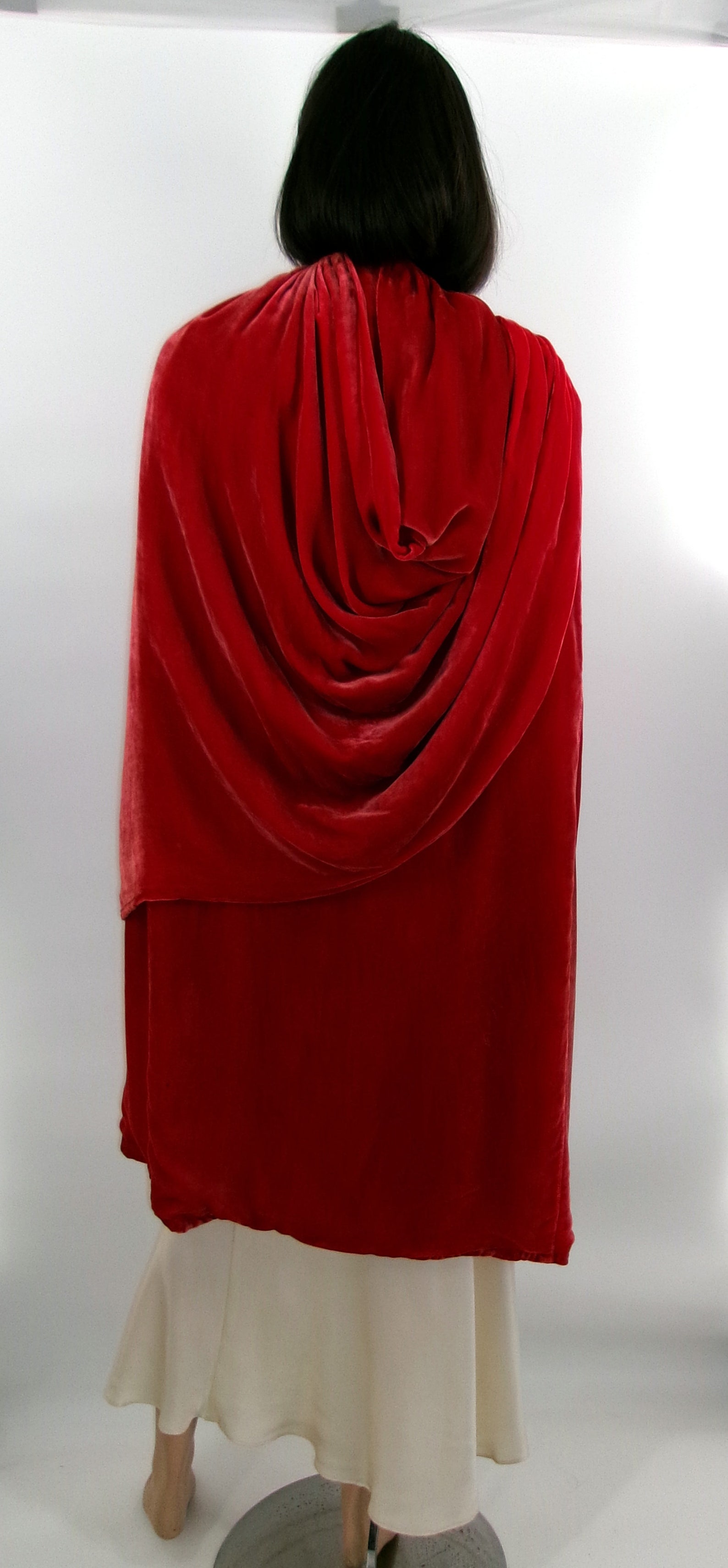 1920's Art Deco Cherry Silk Velvet Cloak With Floral Embellishment at ...