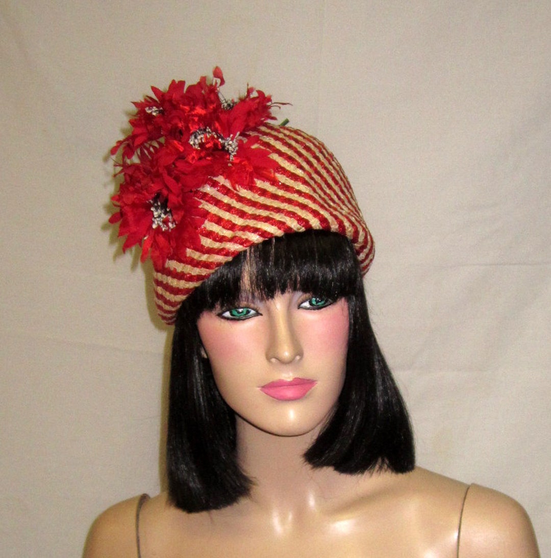 Stunning "cleo Sims, New York" Red and White Striped, Sculptural Straw ...