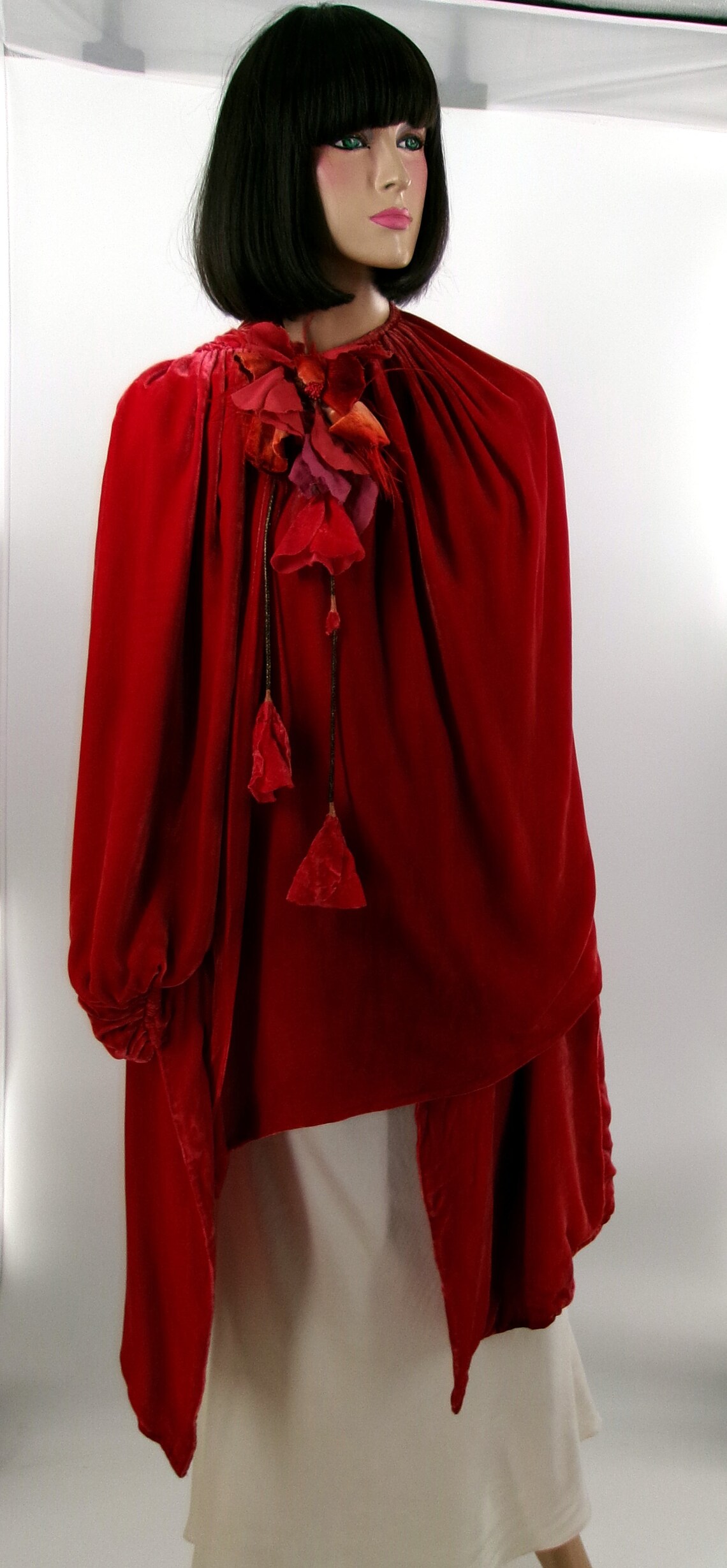 1920's Art Deco Cherry Silk Velvet Cloak With Floral Embellishment at ...