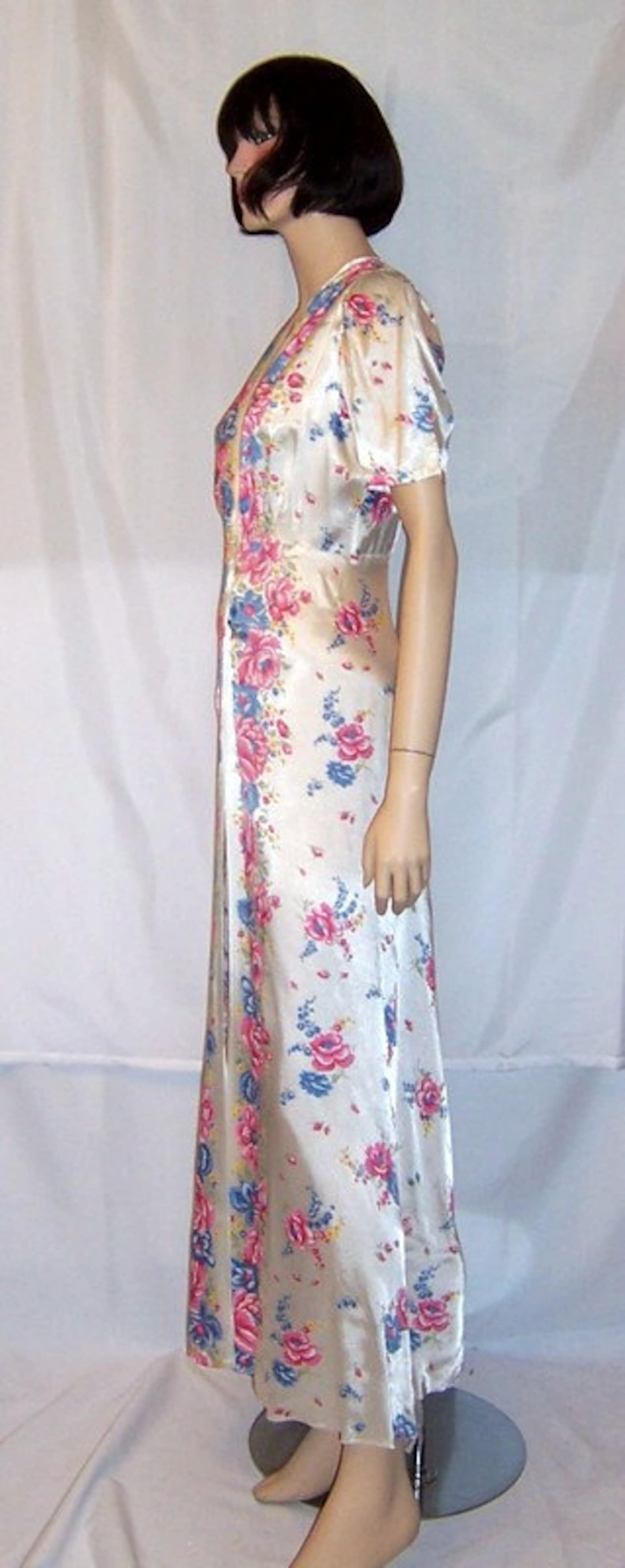 1930's White Satin Negligee With Printed Floral Designs - Etsy