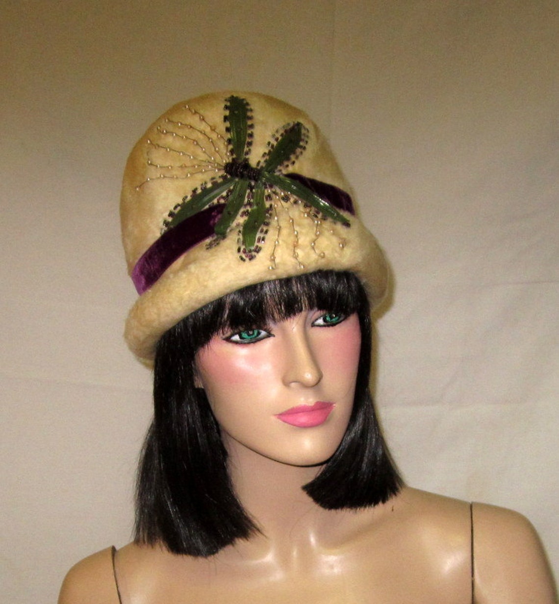 Superb Art Nouveau/art Deco Wintry White Toque/hat With Dragonfly - Etsy