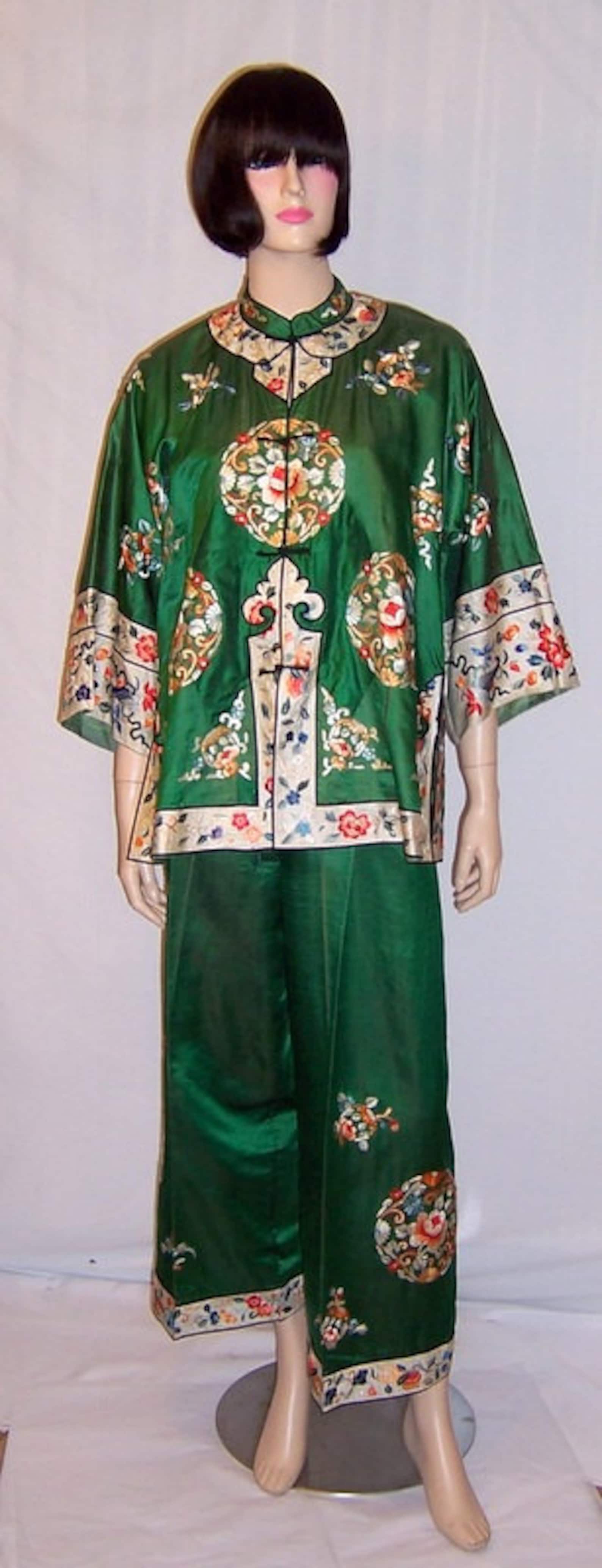 Chic Chinese Embroidered Jacket and Pants Ensemble in Vibrant Green ...
