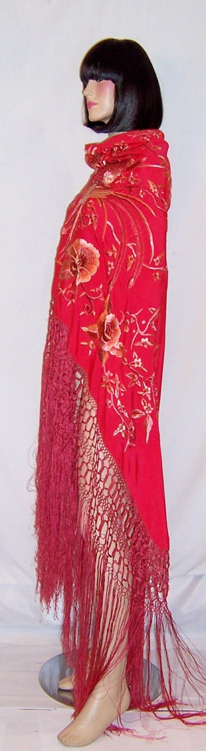 Early 20th Century, Red Canton Silk Hand-embroidered Shawl - Etsy